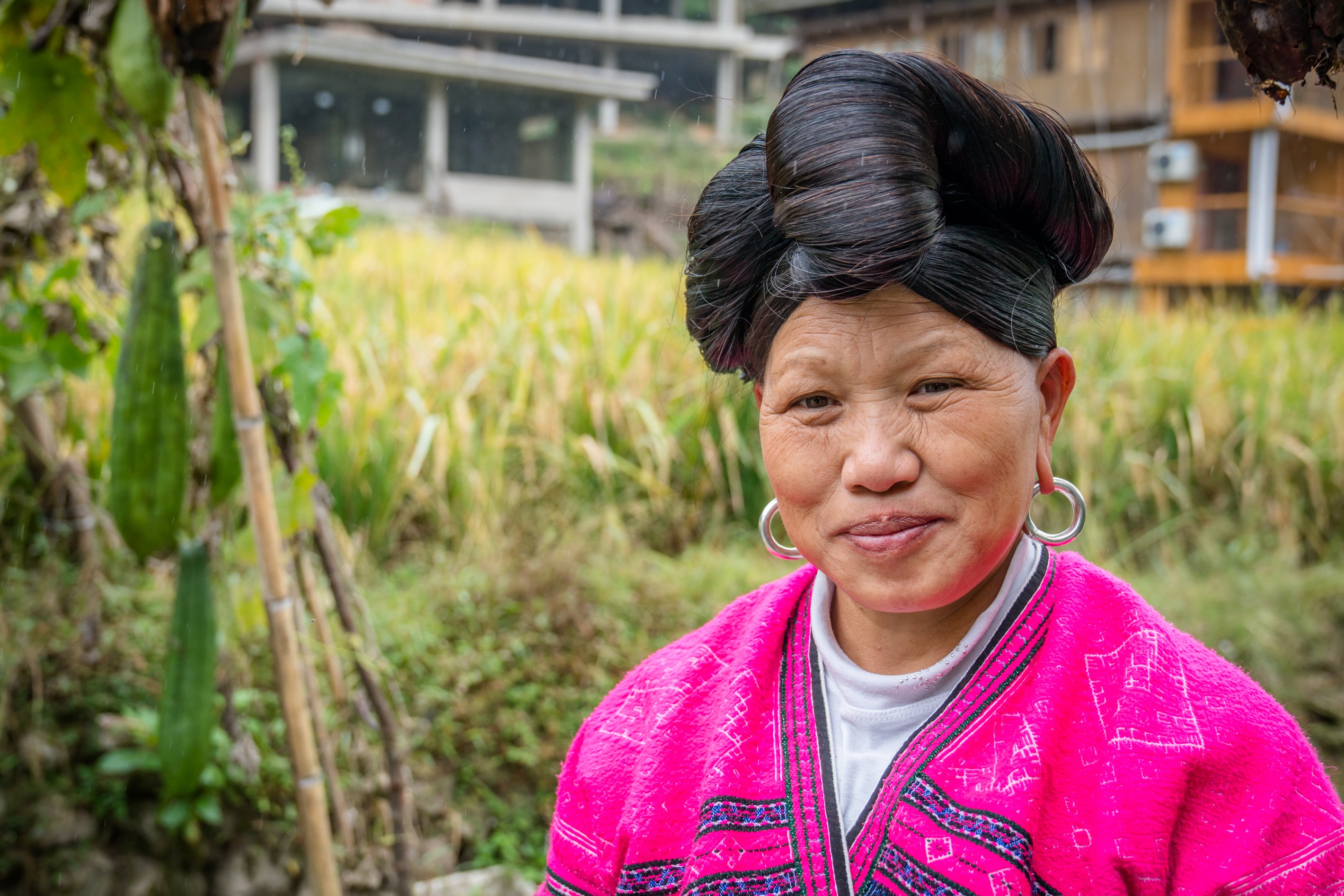 MEET THE REAL LIFE RAPUNZELS OF CHINA. – Tour the Globe 🌍